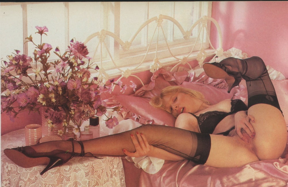 Leg Show Magazine - Blonde in Black FF Stockings Porn Pictures, XXX Photos, Sex Images #3780358 ...